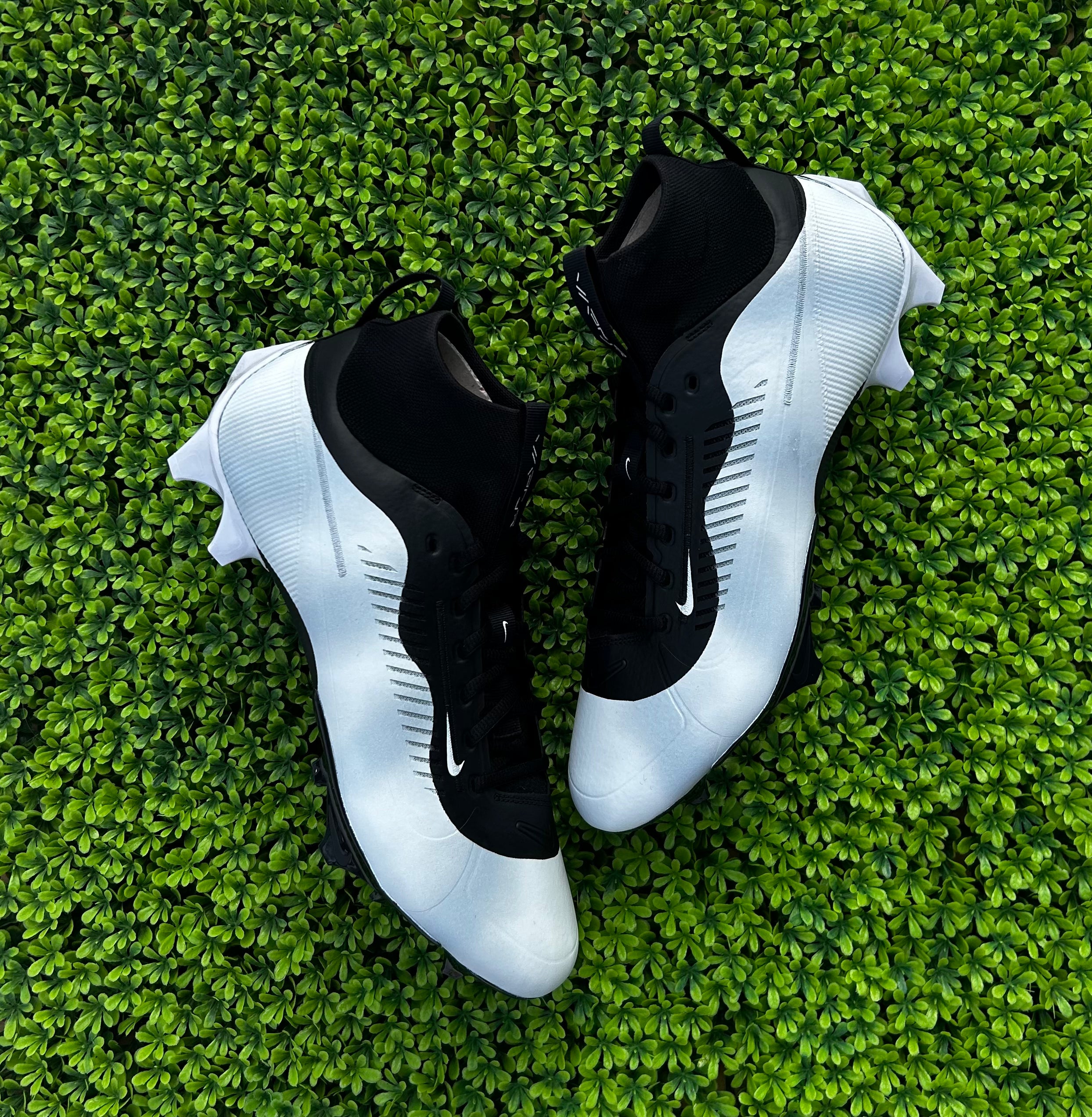 Custom Foam AIR Football Cleats – EB Customs